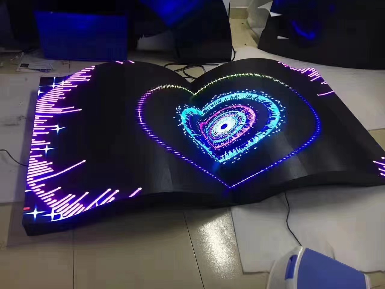 LED arc screen - Shenzhen Ruixian Optoelectronic Technology Co.,Ltd.